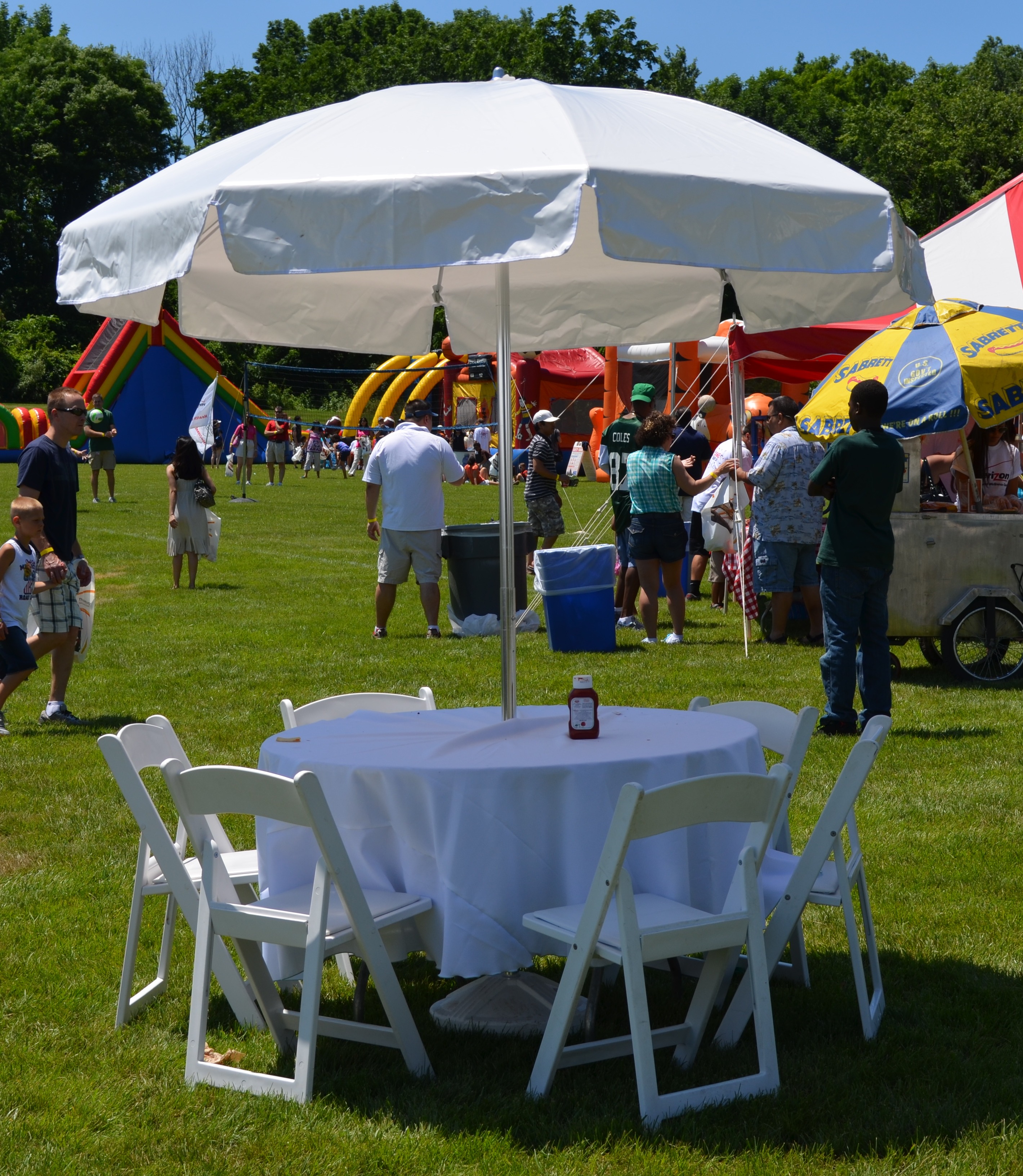 Round Table- 48 Umbrella Table - Party Perfect Rentals